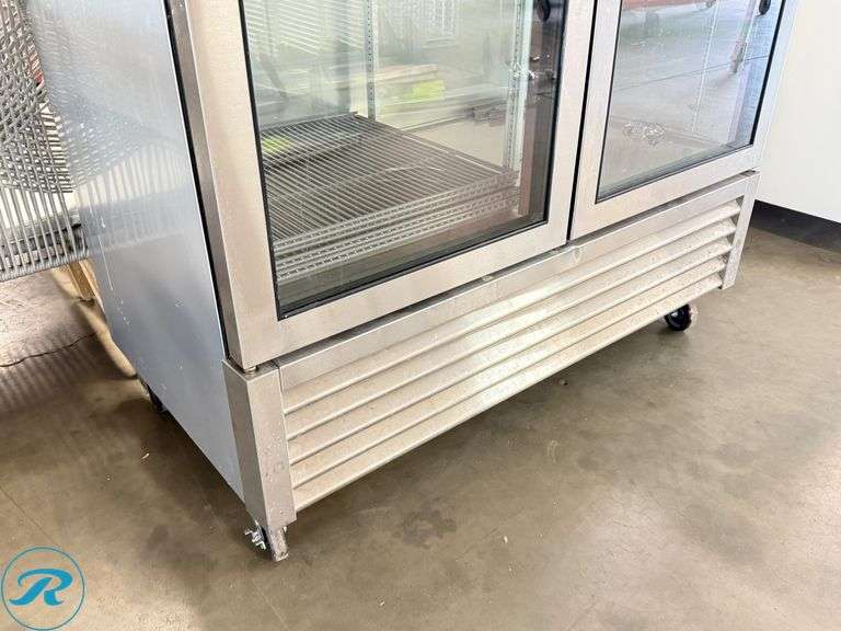 True T-49G-HC-FGD01 Two Glass Door Reach-In Refrigerator with Casters ...