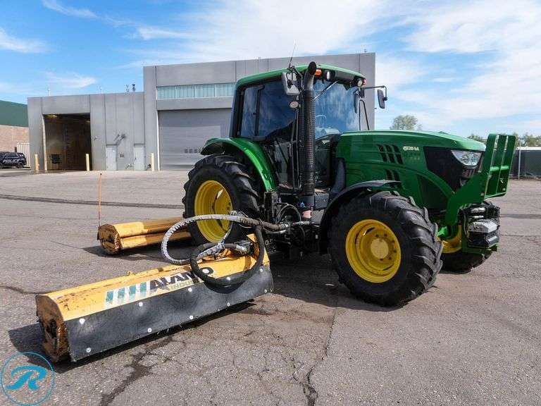 2013 John Deere 6125M 4WD Tractor - Roller Auctions