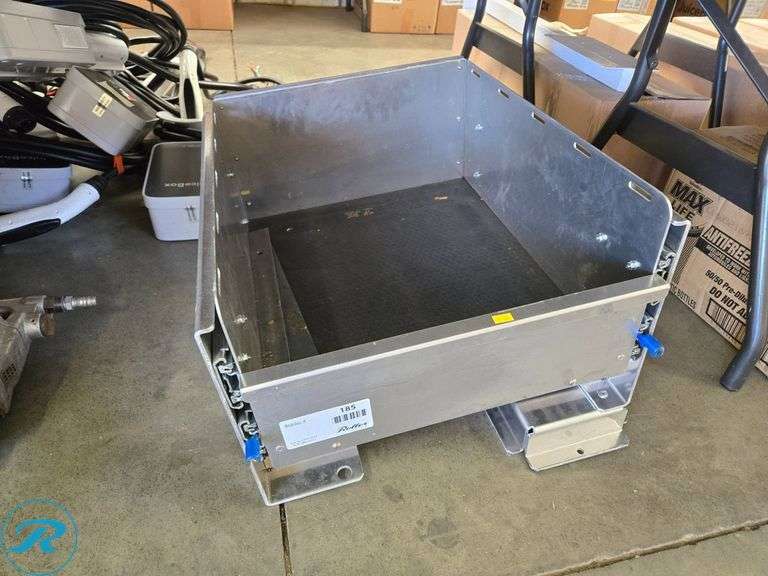 Slide Out Tool Box - Roller Auctions