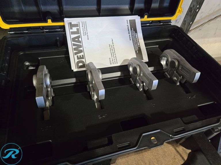 DeWalt DCE210 20V Press Tool with Accessories in Two Cases - Roller ...