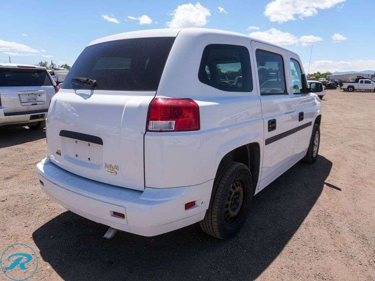 2016 Mobility Ventures MV-1 RWD Passenger Van - Roller Auctions