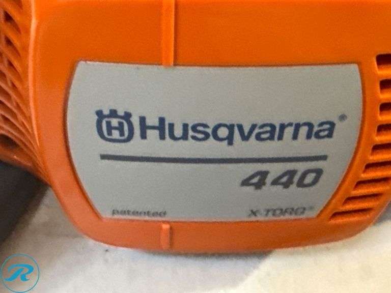 Husqvarna 440 Chainsaw with X-Torq Technology - Roller Auctions