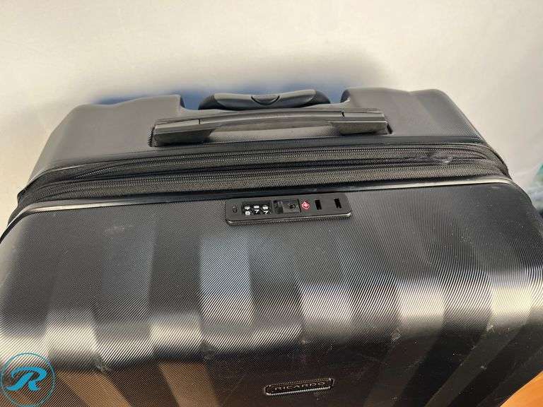Samsonite 2pc Hard Shell Suitcase - Black - Heavily Used - Roller Auctions