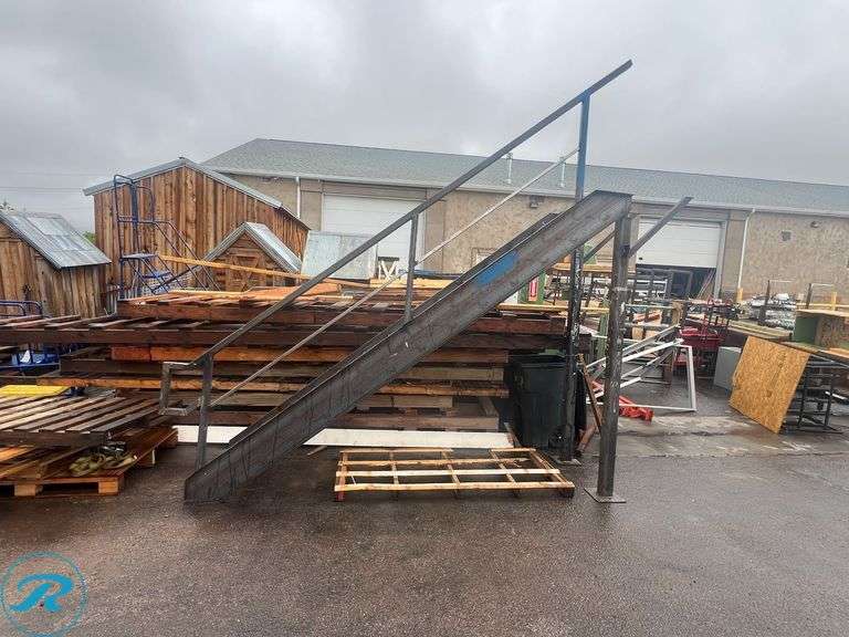 (1) Custom Welded Steel Stair 136" L x 102" H Stringer 12" w 14 steps ...