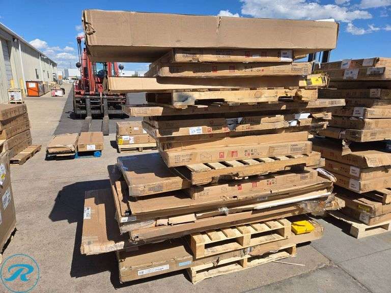 (2) Pallets of Flat Stock - Roller Auctions