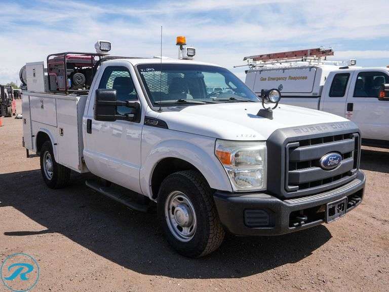 2013 Ford F350 Super Duty XL RWD Utility Truck - Roller Auctions