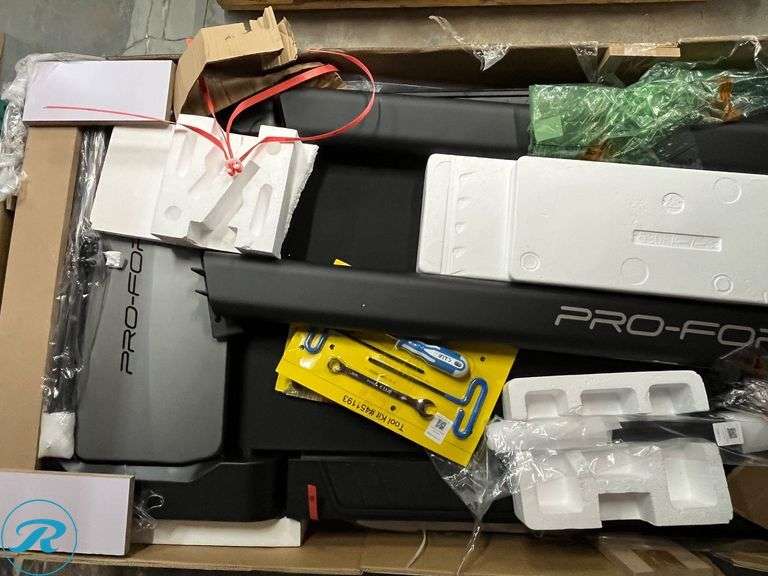 ProForm Trainer 8.7 Folding Treadmill - New -Open Box - Roller Auctions