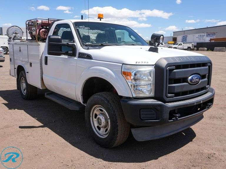 2013 Ford F350 Super Duty XL 4WD Utility Truck - Roller Auctions
