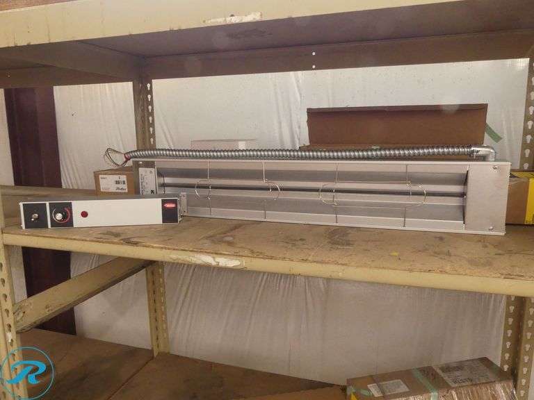 Hatco Gram-36 36" Glo-Ray Infrared Strip Heater, 1,000W, 120V - Roller ...