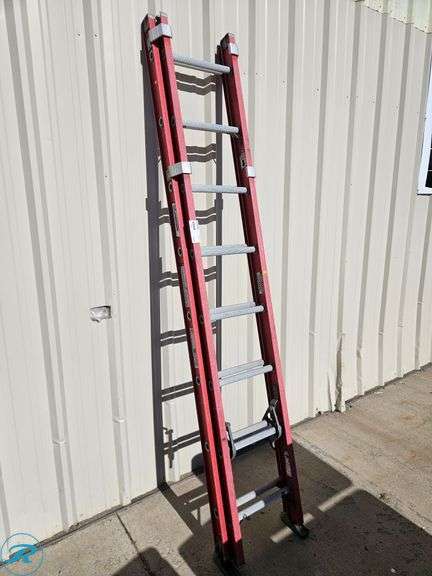 Lousiville Fiberglass Extension Ladder, 16' - Roller Auctions