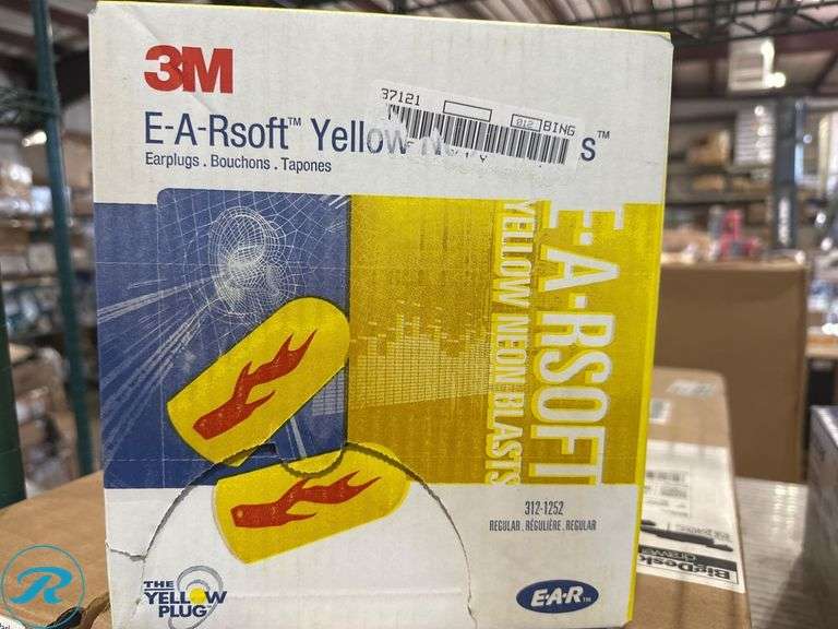 (4) Kleenguard A40 White Coveralls and 3M E-A-Rsoft Yellow Neon Blasts ...