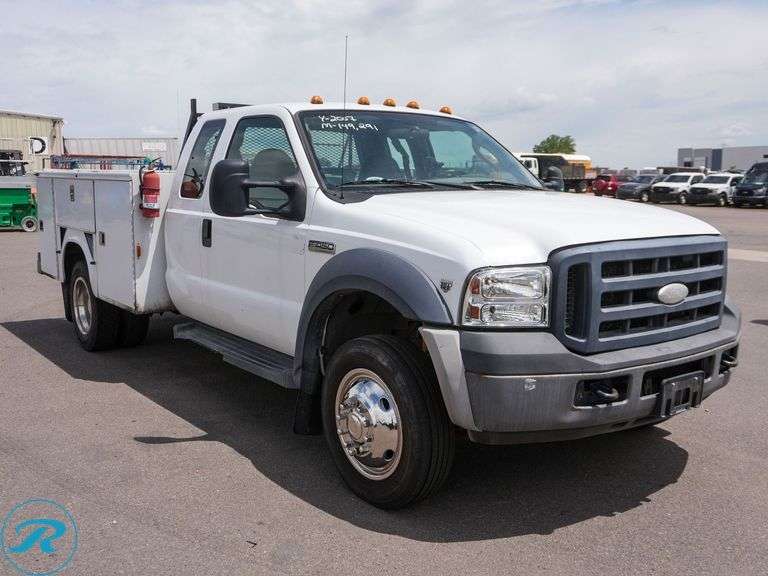 2007 Ford F-450 Supercab 2WD Utility Truck - Roller Auctions