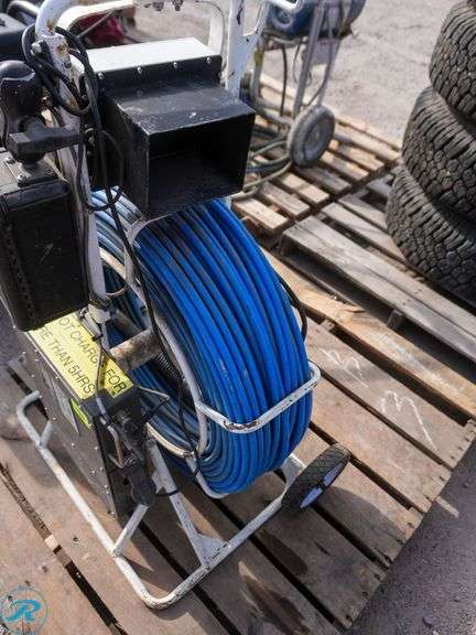 Cues DV-1 Touch, CM303-2 LCD Display, CM350 Coiler Cable Reel System W ...