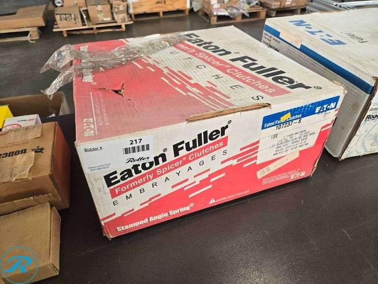 Eaton Fuller 14-Inch Stamped Angle-Spring Clutch Kit, Model 107237-8 ...