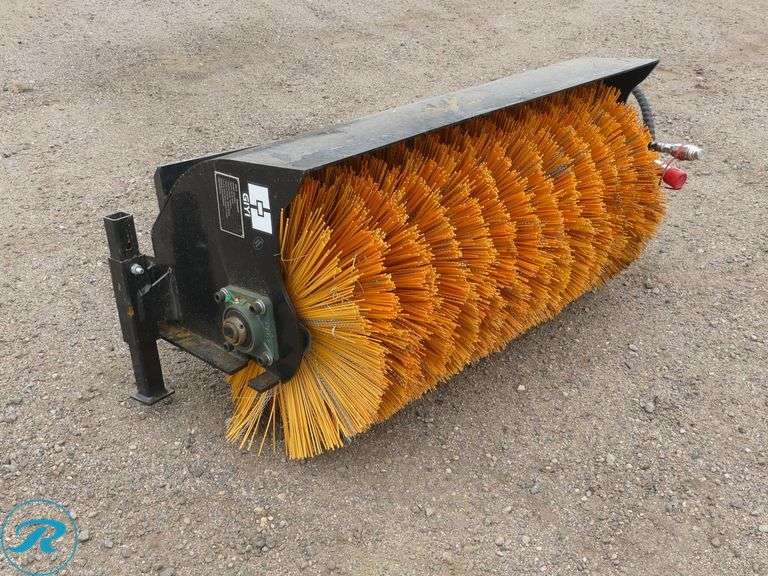 New Giyi GY-QSJ Hydraulic Sweeper Attachment to Fit Mini Skid Steer ...