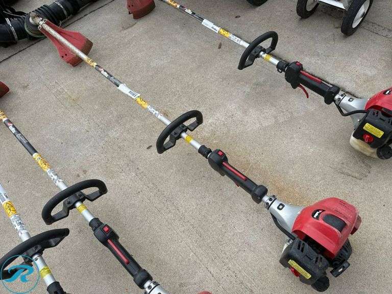RedMax BCZ260S Gas String Trimmers - Roller Auctions