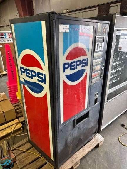 Vendo 214 Pepsi Soda Vending Machine, No Key, Does Not Cool - Roller ...