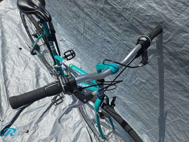Giant Innova Hybrid Bicycle, Teal Finish - Roller Auctions