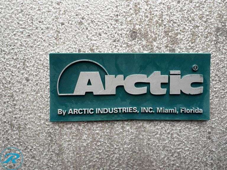 Arctic Self Contained Walk-In Refrigerator With Rooftop Compressor and ...