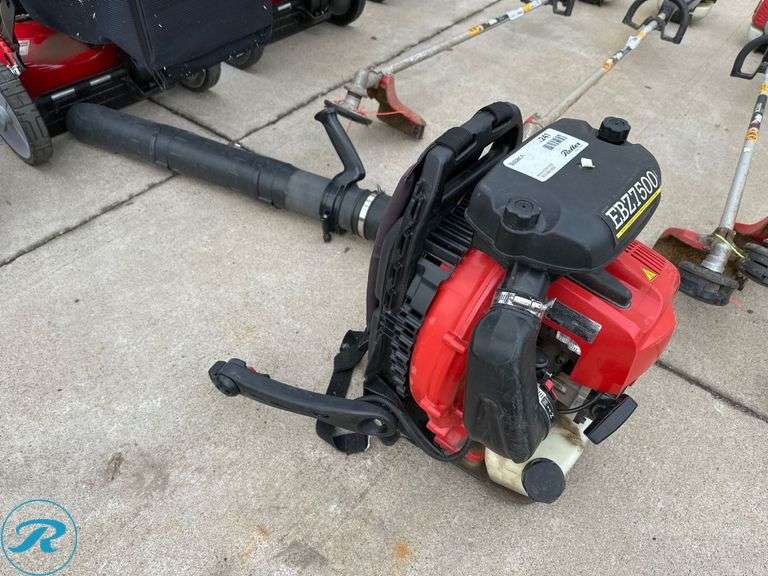 RedMax EBZ7500 Gas-Powered Backpack Blower - Roller Auctions