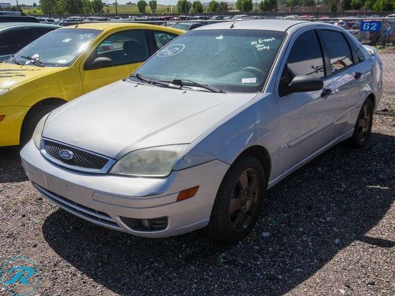 2007 Ford Focus ZX4 SES FWD - Roller Auctions