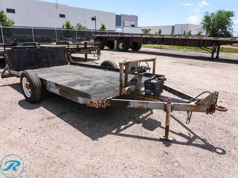 2000 Dun-Rite S/A Tilt Bed Equipment Trailer - Roller Auctions