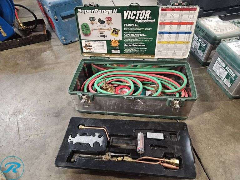 Victor Professional SuperRange II Torch Kit with Tool Box - Roller Auctions