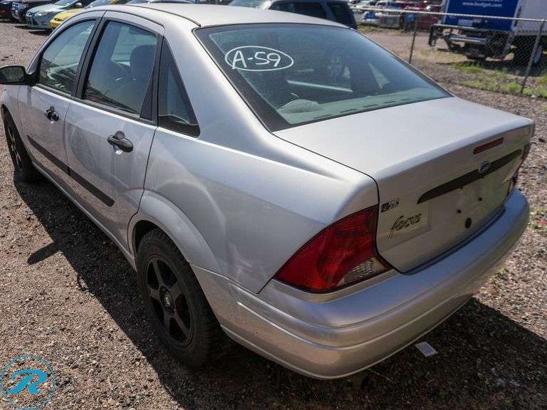 2003 Ford Focus LX FWD - Roller Auctions
