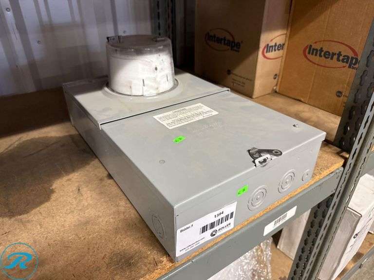 Electric Meter Base With Attached Digital Meter - Roller Auctions