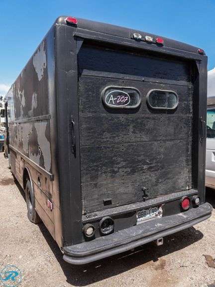 1984 Chevrolet P30 - Roller Auctions