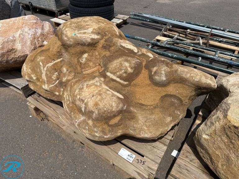 Landscape Boulder - Roller Auctions