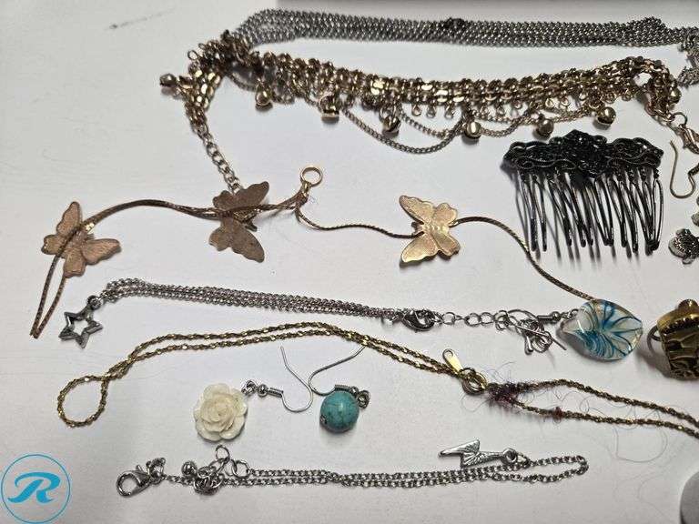 Jewelry Box with LusterLoc Lining and Assorted Costume Jewelry - Roller ...