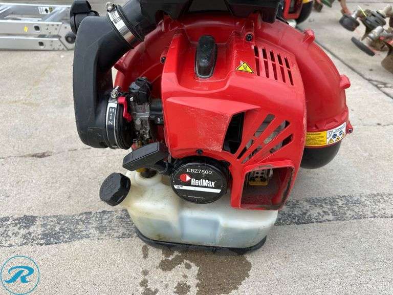 RedMax EBZ7500 Gas-Powered Backpack Blower - Roller Auctions