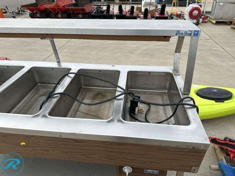 Seco Company 3703 5-Bay Food Warmer with Overhead Heat - Roller Auctions