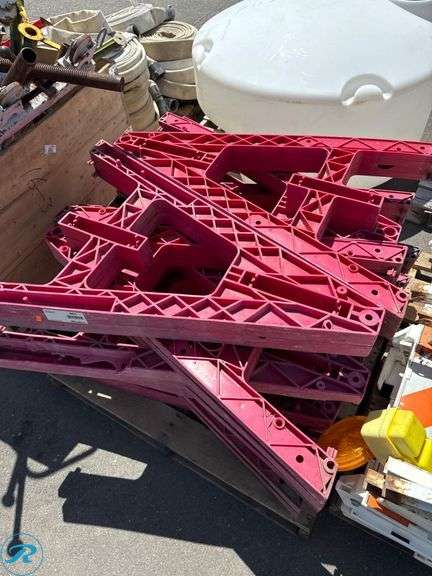 Pallet of Stack Red Plastic A Frame supports - Roller Auctions