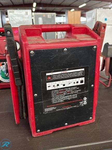 Clore Automotive JNC950 Jump-N-Carry Jump Starter with 12V DC Output ...