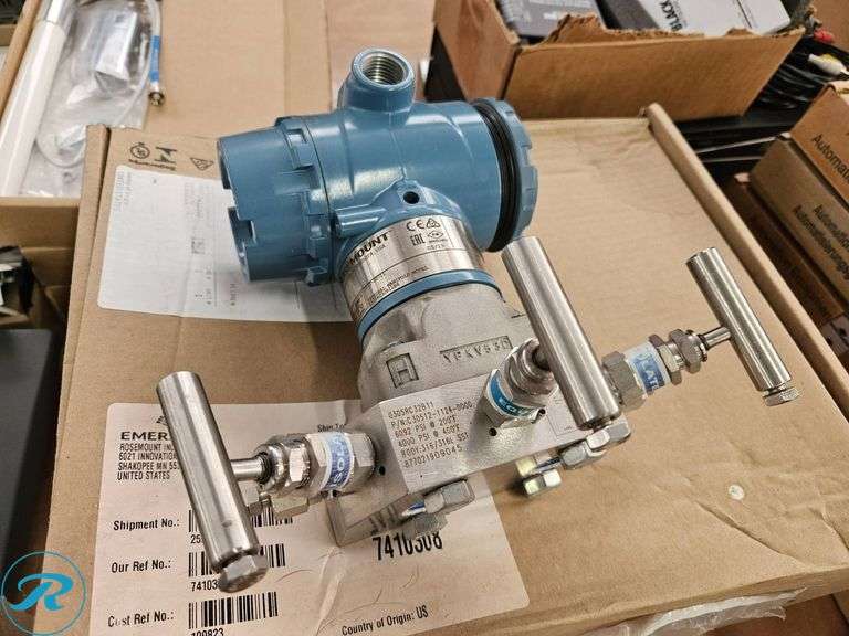 Rosemount Model 3051CD2A02A1AS5M4Q4D4 Pressure Transmitter with Valve ...