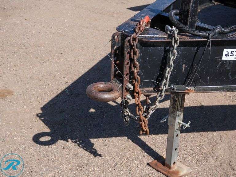 1999 Big Tex T/A Equipment Trailer - Roller Auctions