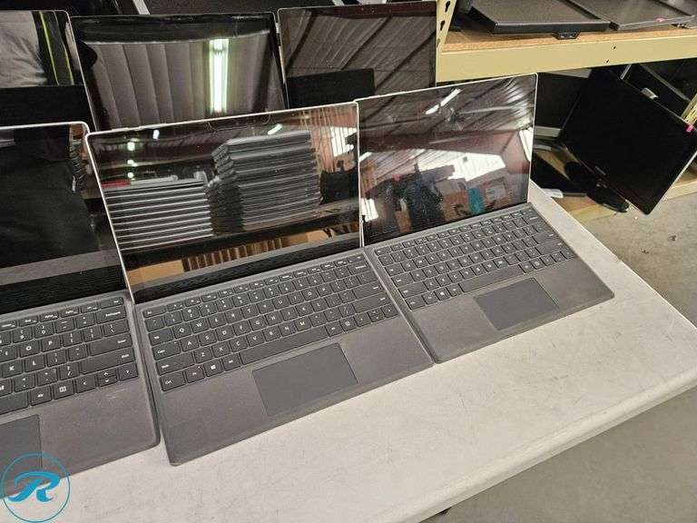 (11) Microsoft Surface Laptops with Keyboards (2-Missing Keyboard) - Roller Auctions