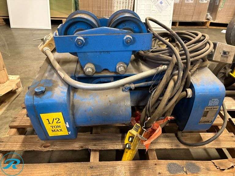 Shaw-Box Electric Hoist, Model 5045-1-3, 1/2 Ton Capacity - Roller Auctions