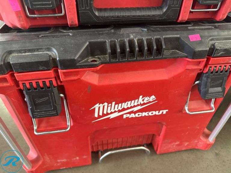 Milwaukee Packout Modular Storage System with Rolling Base and ...