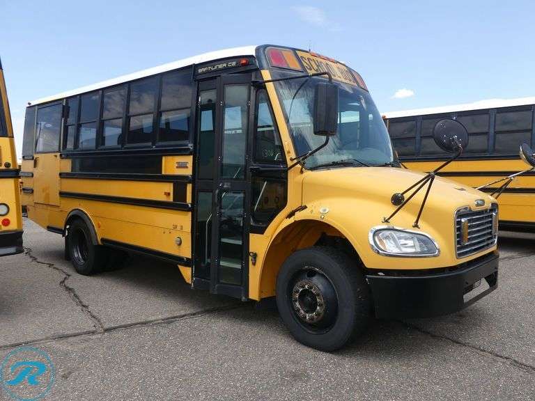 2009 Freightliner B2 Saf-T-Liner C2 RWD 30-Passenger School Bus ...