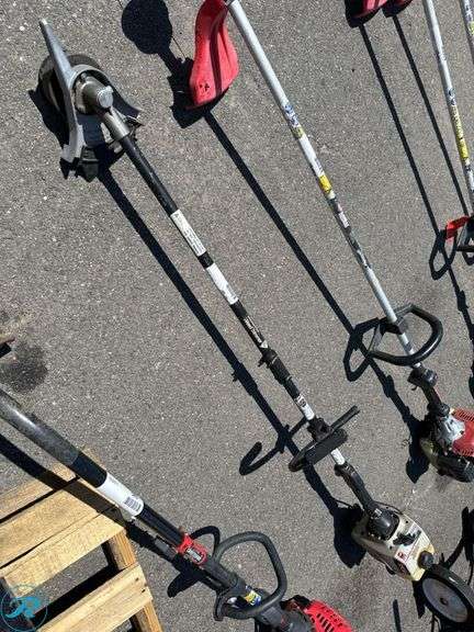 Ryobi 31cc TrimmerPlus Gas-Powered String Trimmer - Roller Auctions