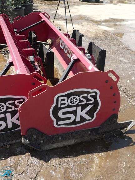 Boss 10' Snow Pusher Attachment To Fit Skid Steer Loader - Roller Auctions