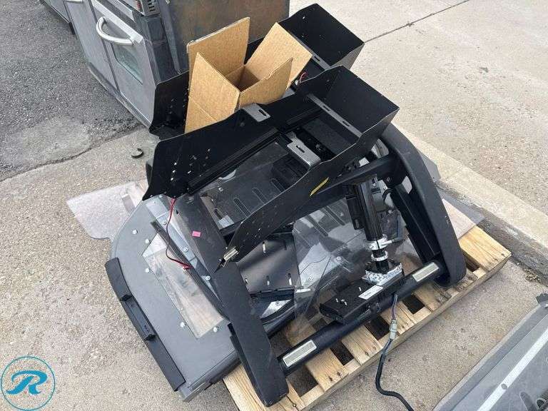 Police Vehicle Parts - Roller Auctions