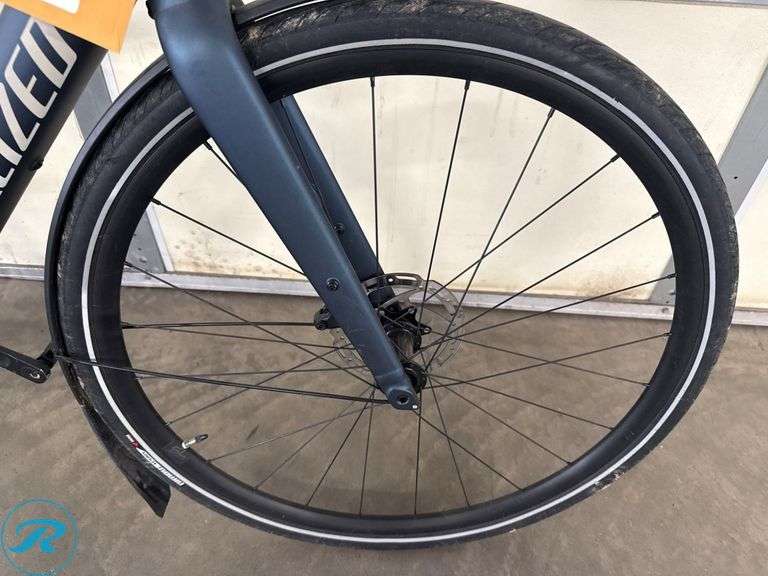 Specialized Vado 3.0 Electric Bike with Rear Rack and Fenders (No Key ...