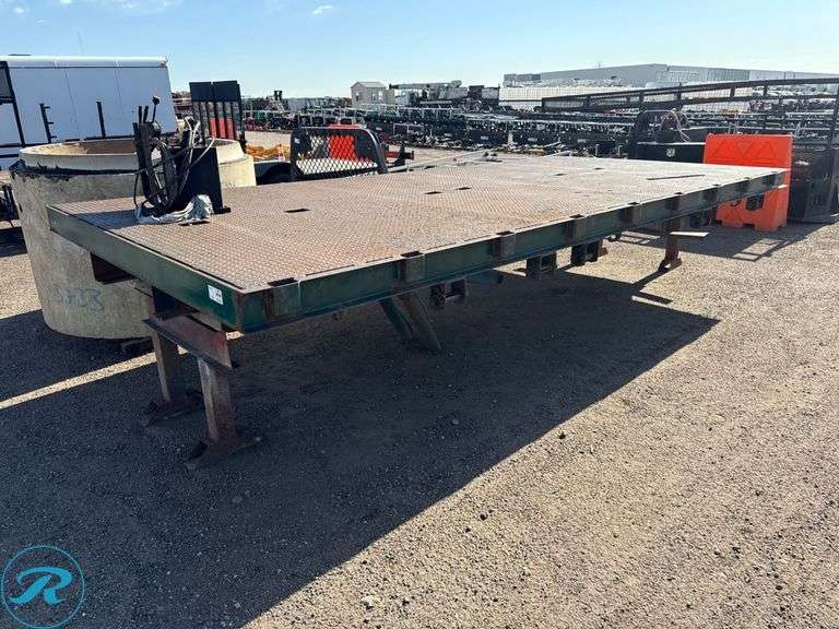 20′ Alfred Hydro Dump Flat Bed with Checker Plate Steel Deck - Roller Auctions
