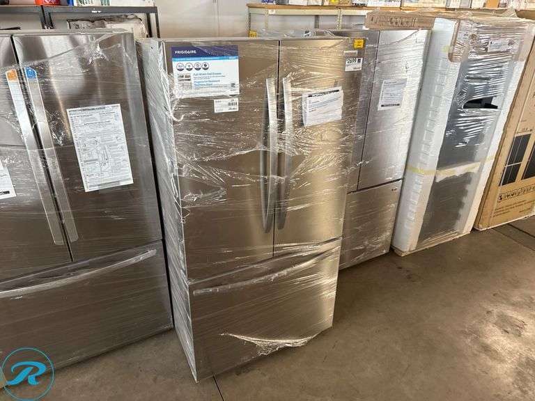 Frigidaire FRFS282LAF Standard-Depth 27.8-cu ft 3-Door French Door ...