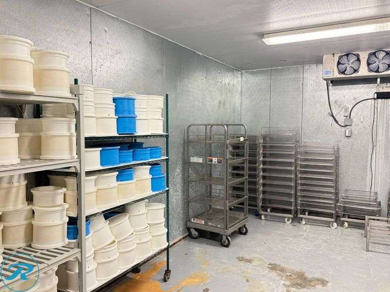 Walk-In Refrigerator 15′ x 23′ x 9′ with Bonn Evaporator and Aprilaire ...