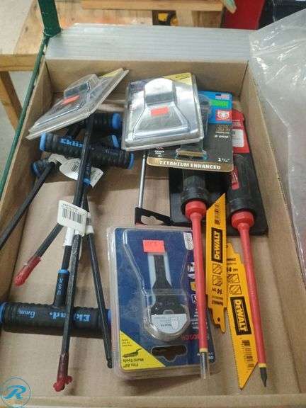 Hand Tools and Screwdrivers Including Stanley and Wiha - Roller Auctions